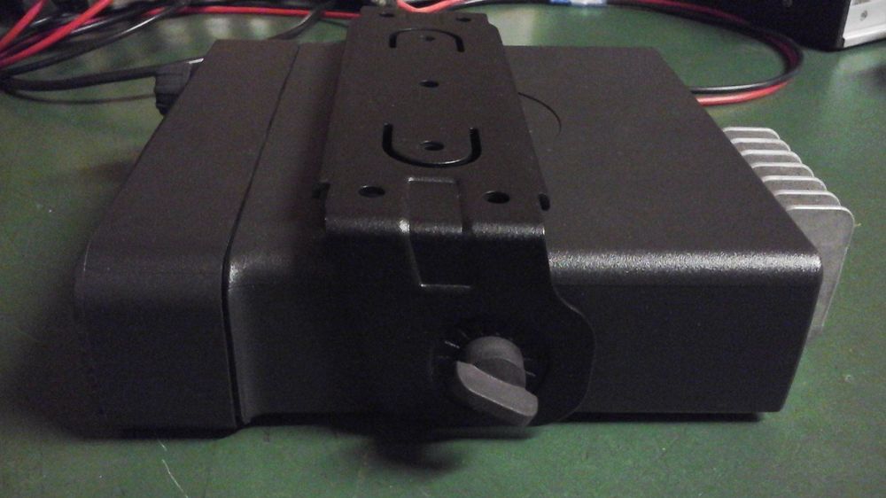 Motorola DM3400 UHF DMR Mobilfunkgerät | Kaufen auf Ricardo