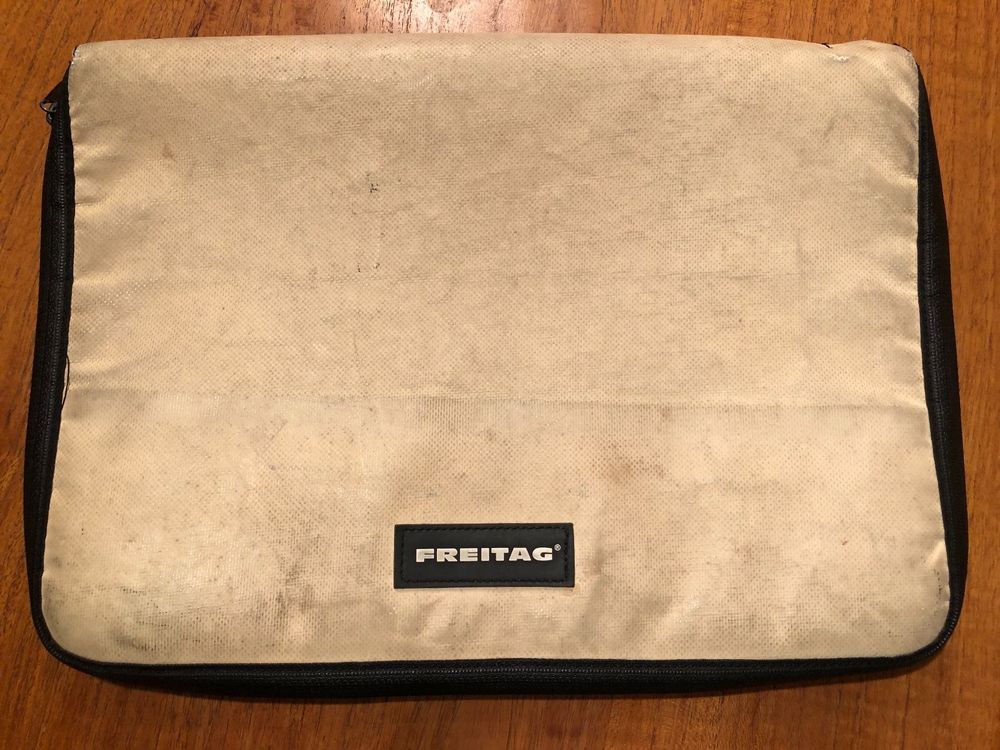 FREITAG Laptoptasche Notebook weiss | Kaufen auf Ricardo