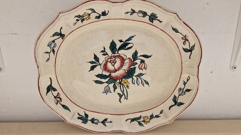 Antike Keramikplatte, Schaffhausen, Handbemalt, Oval 31cm (Gebraucht) in Herisau für CHF 8.9 ...