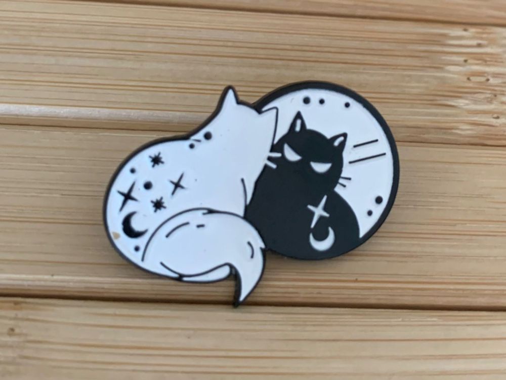 Pin Katze (Neu und originalverpackt) in Geneve für CHF 1 – mit Lieferung auf Ricardo kaufen