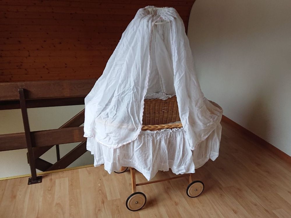 Alter Stubenwagen (Gebraucht) in Bönigen für CHF 29 – nur Abholung auf ...