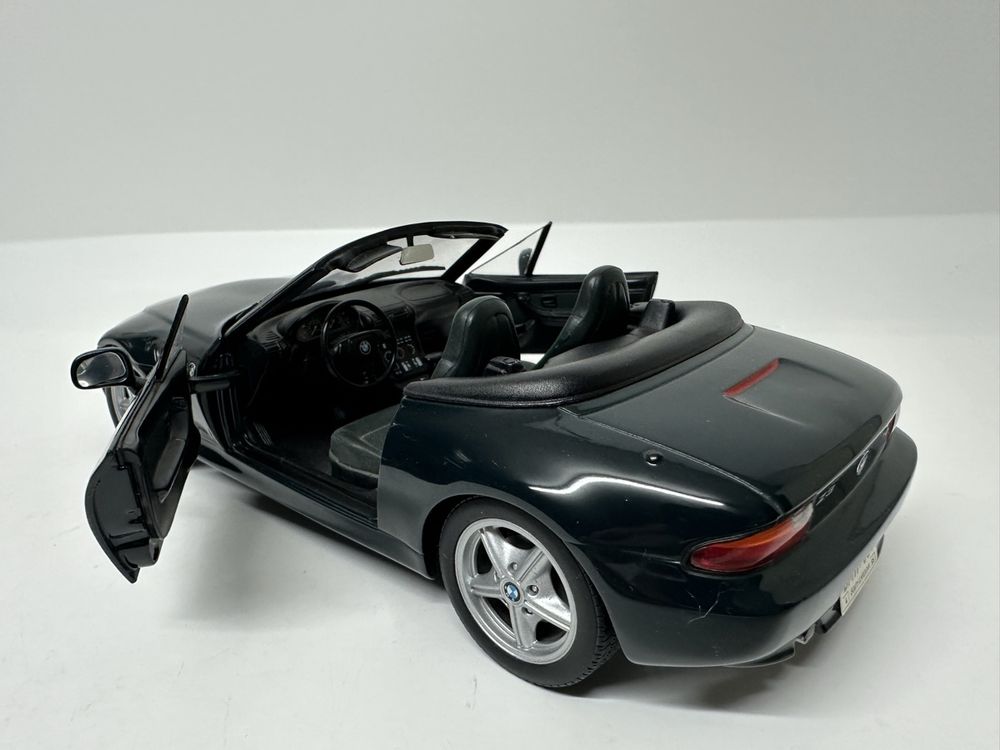 BMW Z3 1:18, dunkelgrün, inkl. OVP, UT MODELS (Gebraucht) in Zofingen ...