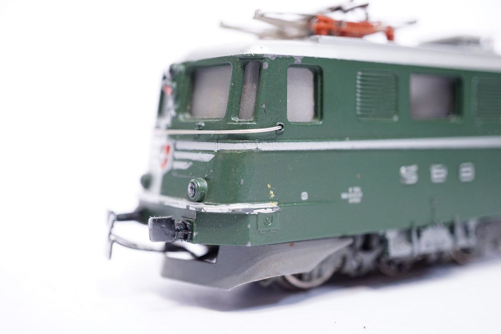 7Ω Märklin 3050 SBB Ae 6/6 Bastelobjekt (Defekt) in Thun für CHF 22.9 ...