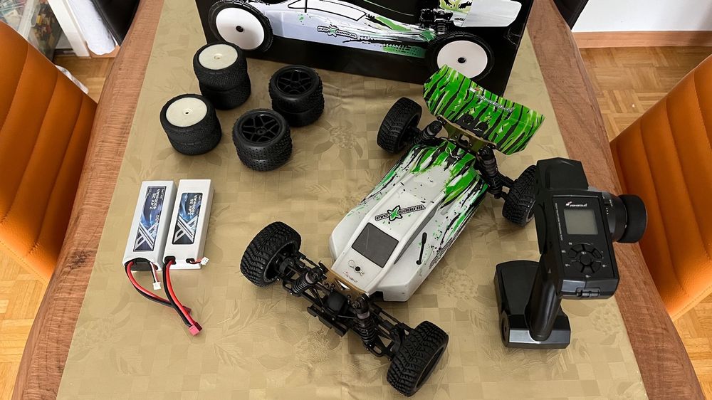 Amewi Evo-X6000 BL Inkl. 2 Akkus | Kaufen auf Ricardo