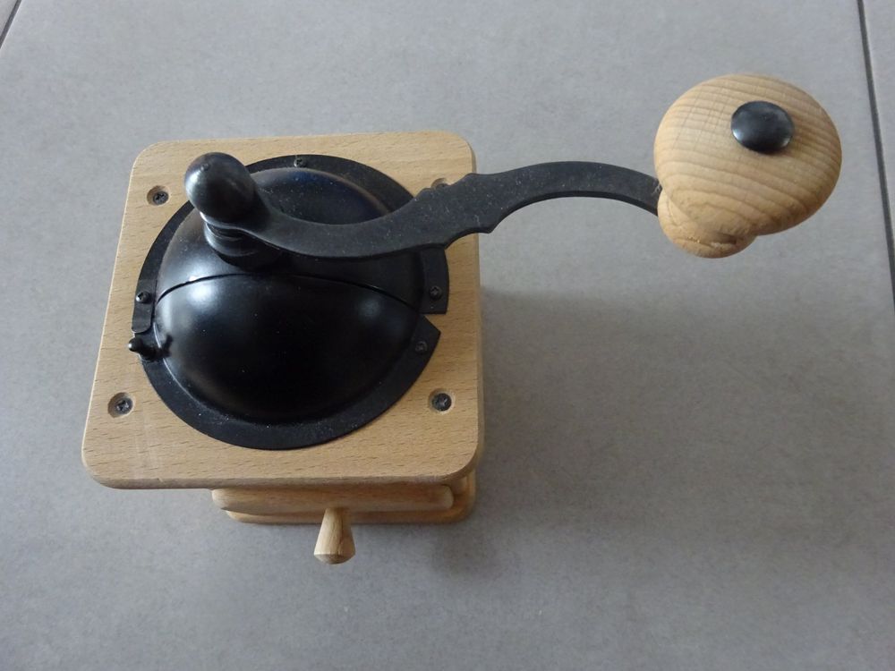 ZASSENHAUS KAFFEEMÜHLE Holz hell Vintage TOP | Acheter sur Ricardo