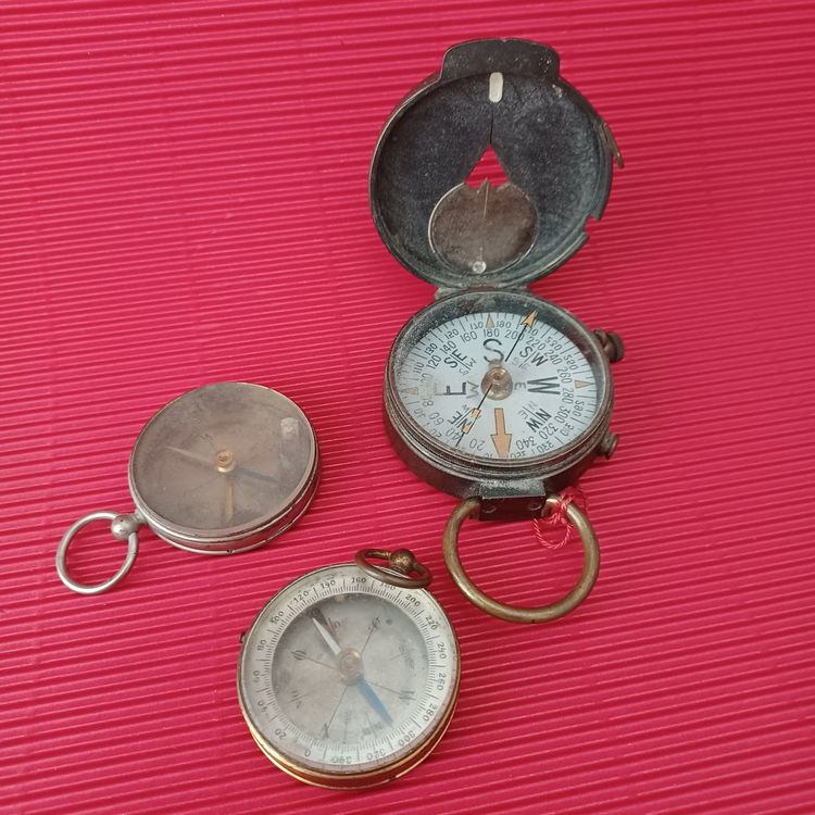 KOMPASS / 3X Stück / Alt (Gebraucht) in Zürich für CHF 27 – mit Lieferung auf Ricardo kaufen