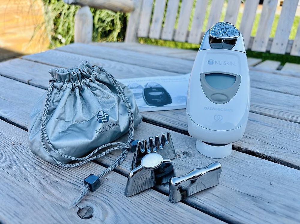 Ageloc Nu Skin Galvanic Spa System II (Gebraucht) in Perroy für CHF 200 ...