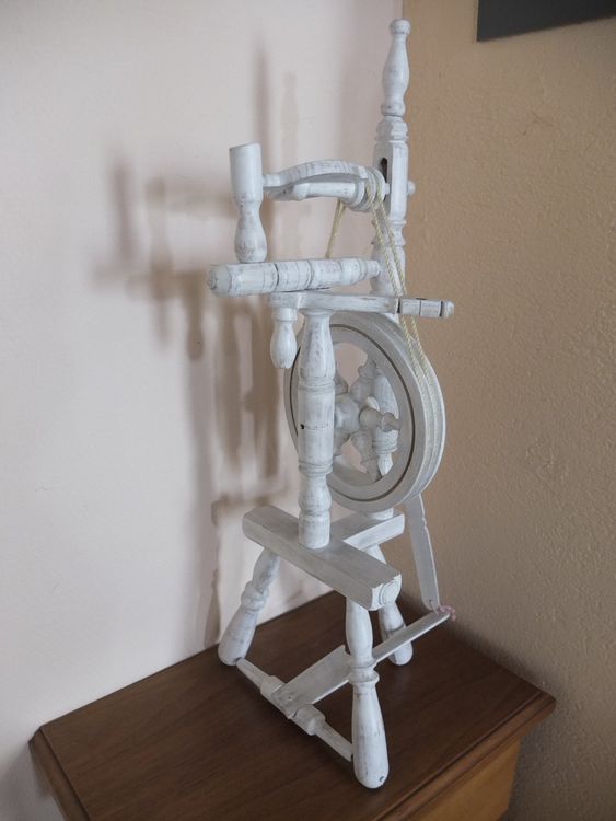 Dekoratives Spinnrad aus Holz weiss (Neu (gemäss Beschreibung)) in St ...