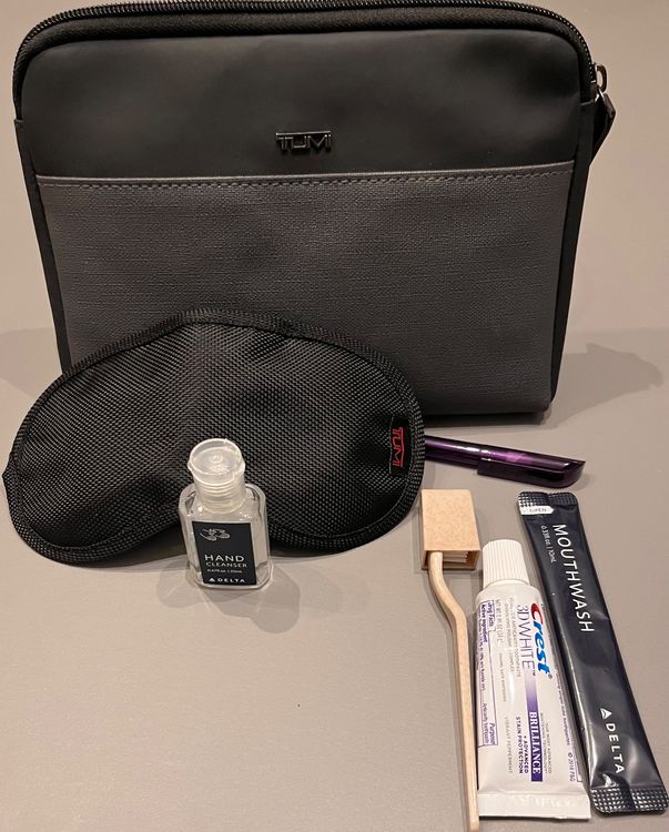 NEW Delta - Tumi Business Class - Amenity Kit (Neu (gemäss Beschreibung ...