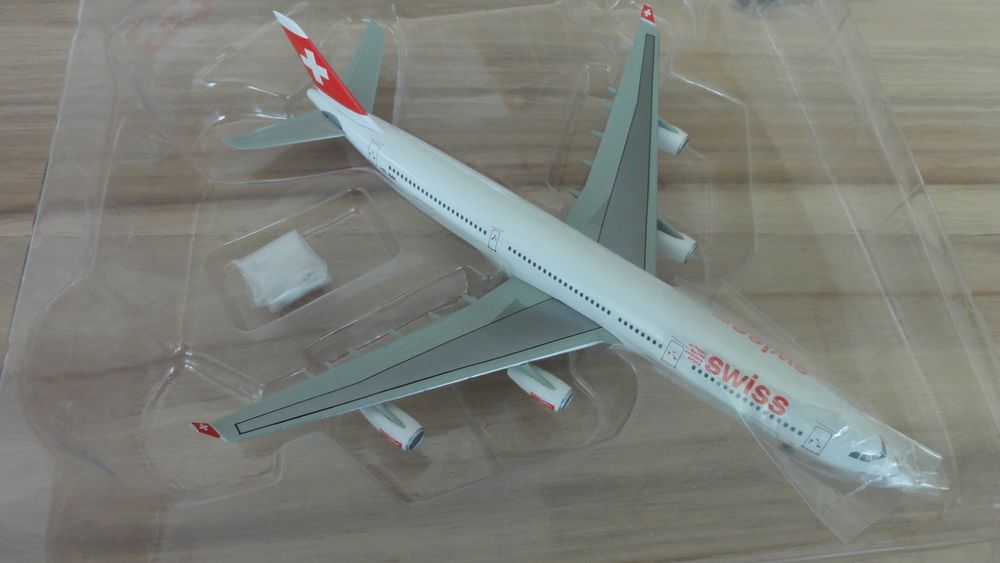 Modell Swiss Airbus A340-300, 1:400 (Neu und originalverpackt) in ...