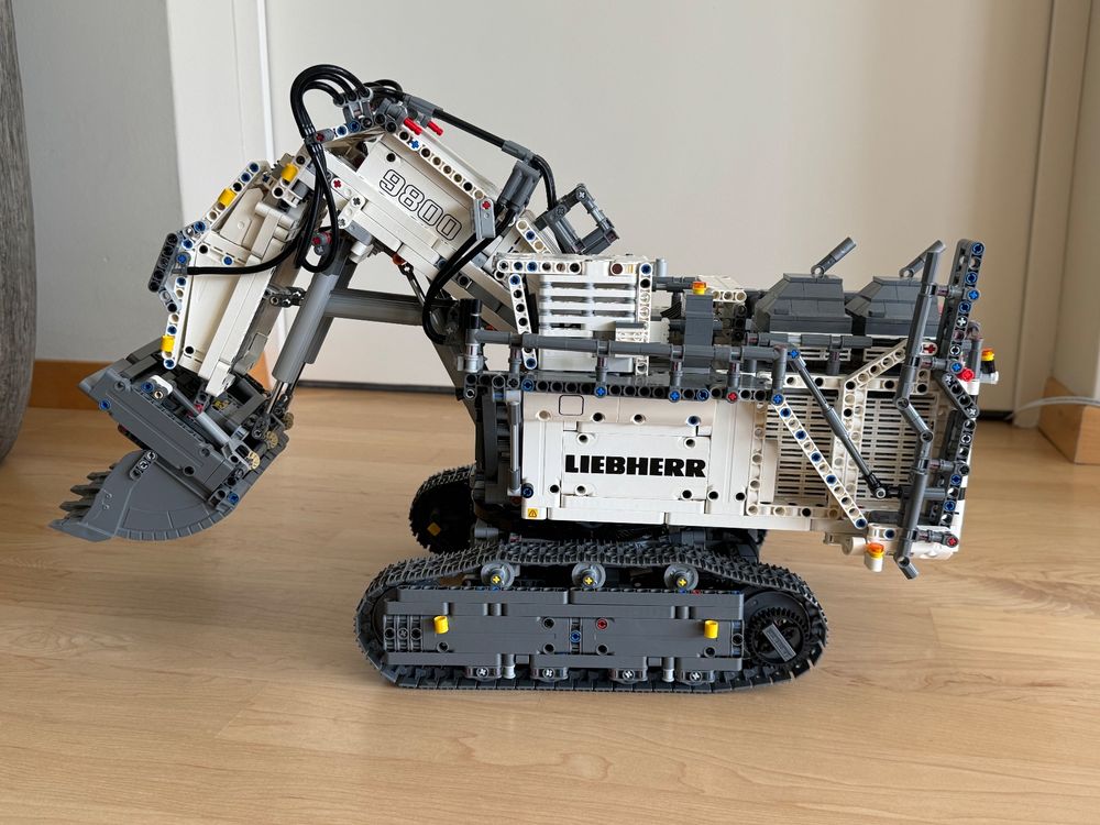 LEGO Liebherr Bagger R 9800 (Gebraucht) in Zollikon für CHF 265 – mit ...