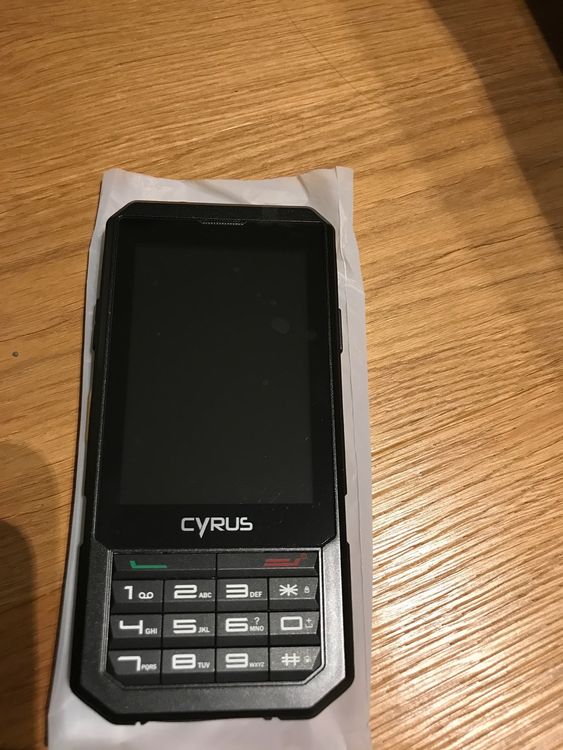 CYRUS CM17 Dual SIM Black (Neu und originalverpackt) in Sarnen für CHF ...