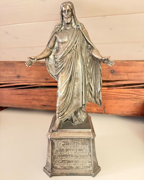 Statue ancienne de Jesus Christ avec boîte à musique (D'occasion) à ...