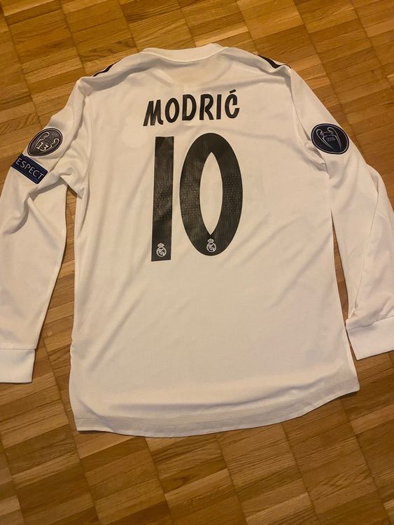 Real Madrid Shirt Modric (Gebraucht) in Zürich für CHF 63 – mit ...