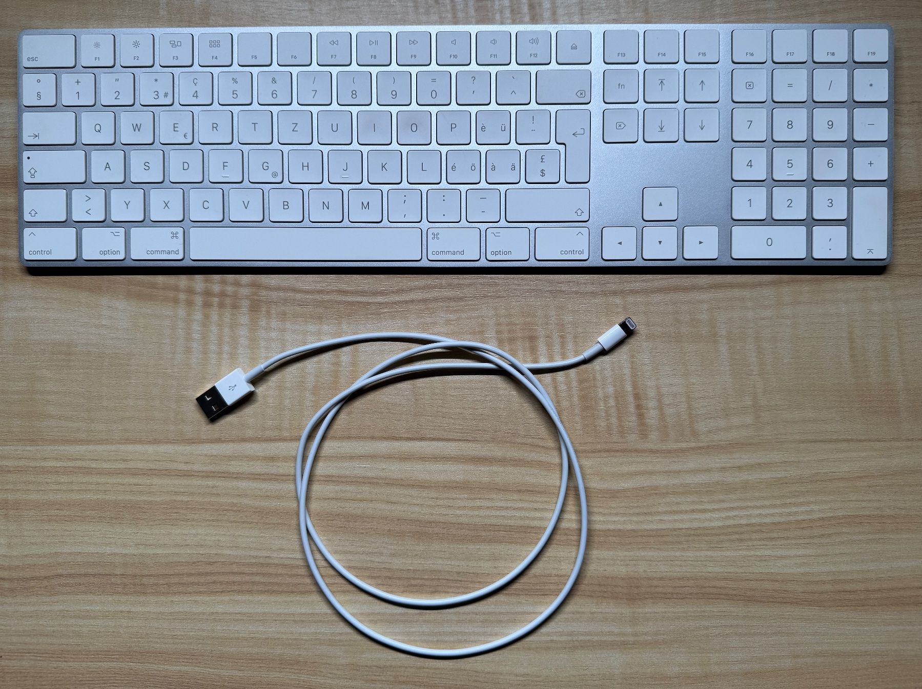 Apple Magic Keyboard mit Ziffernblock (Gebraucht) in Belp für CHF 80 ...