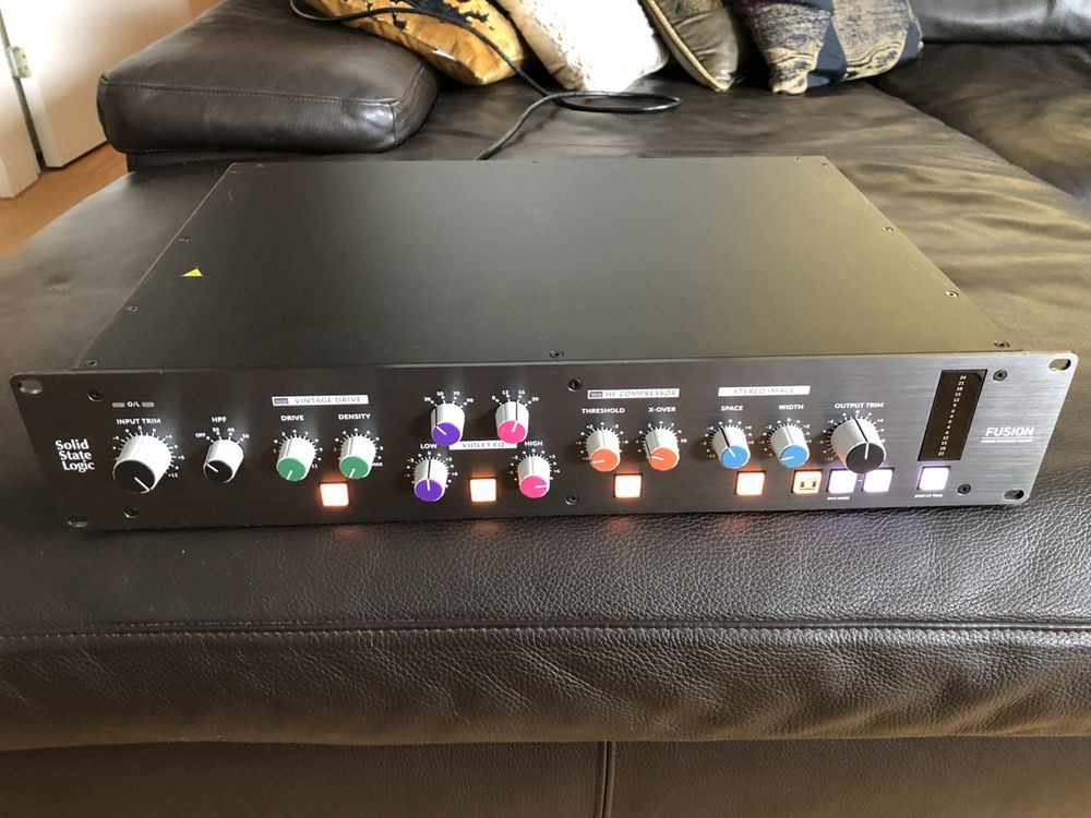 SSL Fusion - Solid State Logic - Stereo Analog Colour | Kaufen auf Ricardo