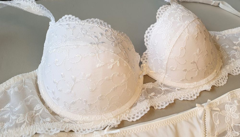 Dirndl BH 85B (Neu (gemäss Beschreibung)) in Möhlin für CHF 24 – mit Lieferung auf Ricardo kaufen