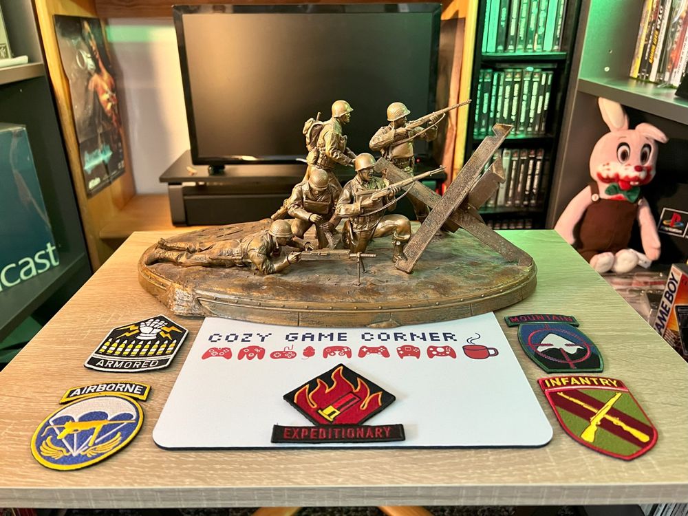 Call of Duty WWII Valor Edition Statue (Gebraucht) in Zürich für CHF 44 ...