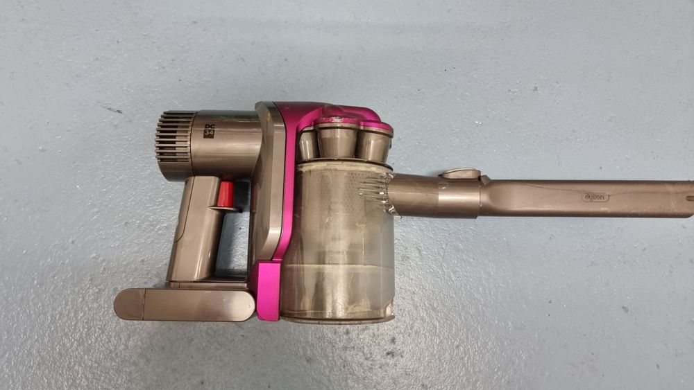 Dyson DC34 Staubsauger (Gebraucht) in Gordola für CHF 60 – mit ...