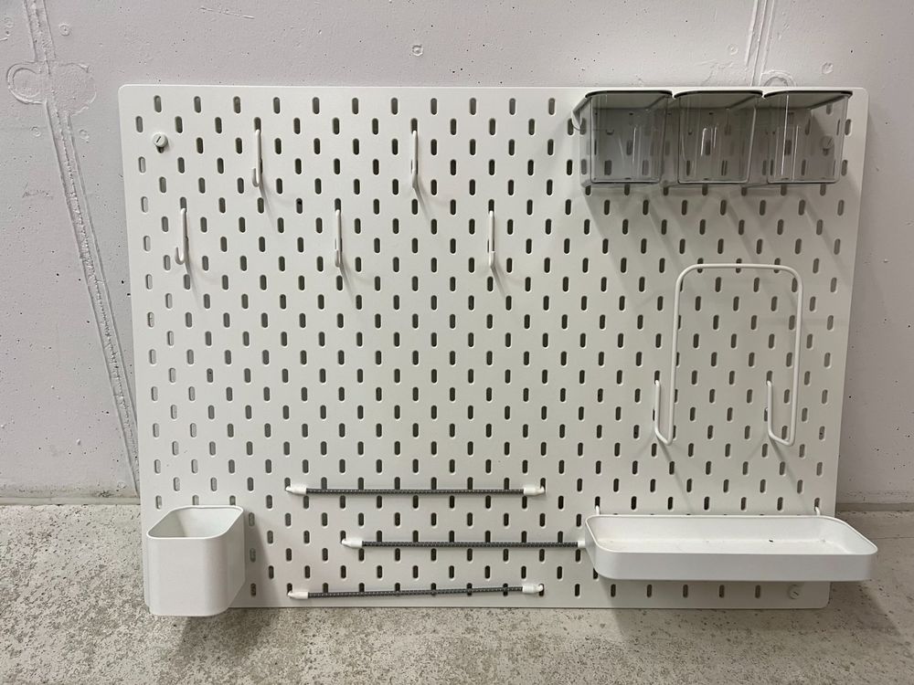 Perforated wall panel with accessories (Gebraucht) in Zurich für CHF 5 ...