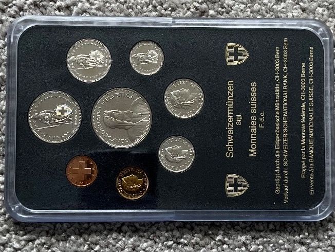 Schweizer Münzsatz 1984 Stgl (Neu und originalverpackt) in Tägerwilen für CHF 16 – mit Lieferung ...