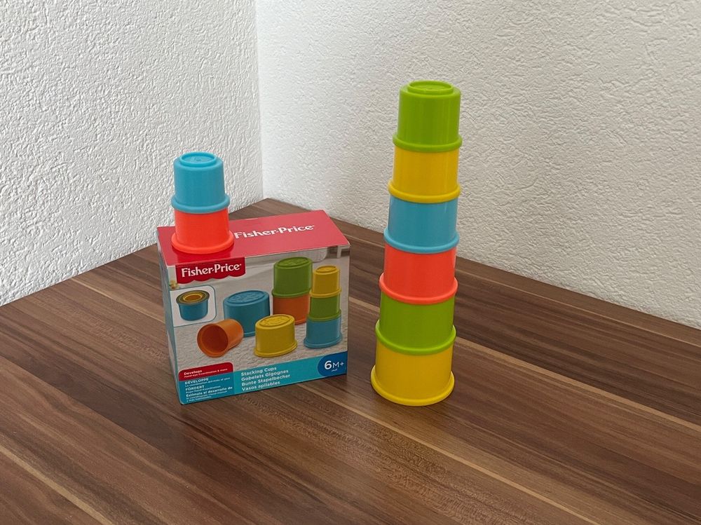 Bunte Stapelbecher von Fisher Price | Kaufen auf Ricardo