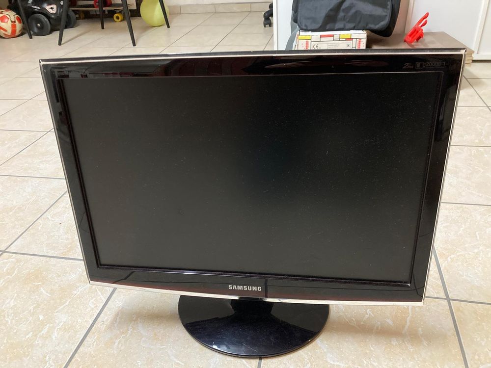 Samsung 22‘ PC Monitor | Kaufen auf Ricardo