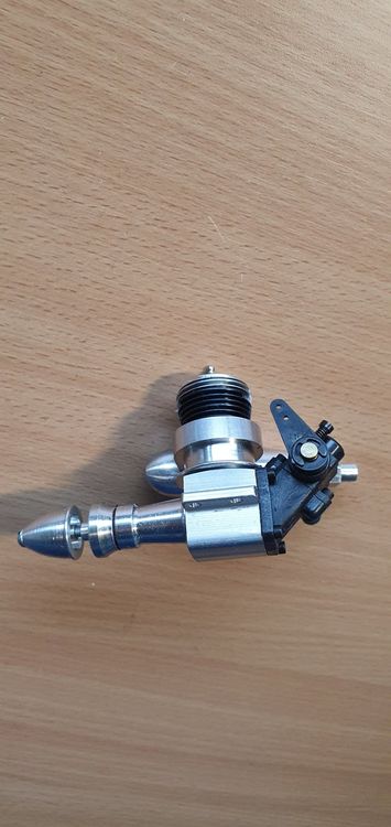 Modellmotor COX Queen BEE .074 mit Schalldämpfer No. 3701 (Neu (gemäss ...