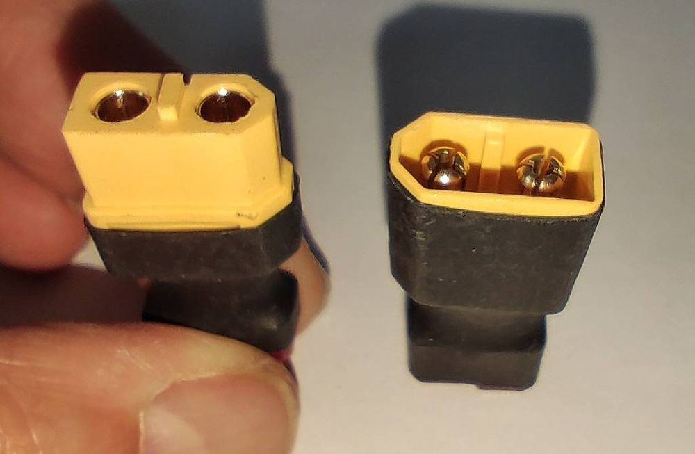 Adapter Stecker / Kupplung XT60 zu T-Dean günstig zu haben (Neu (gemäss ...