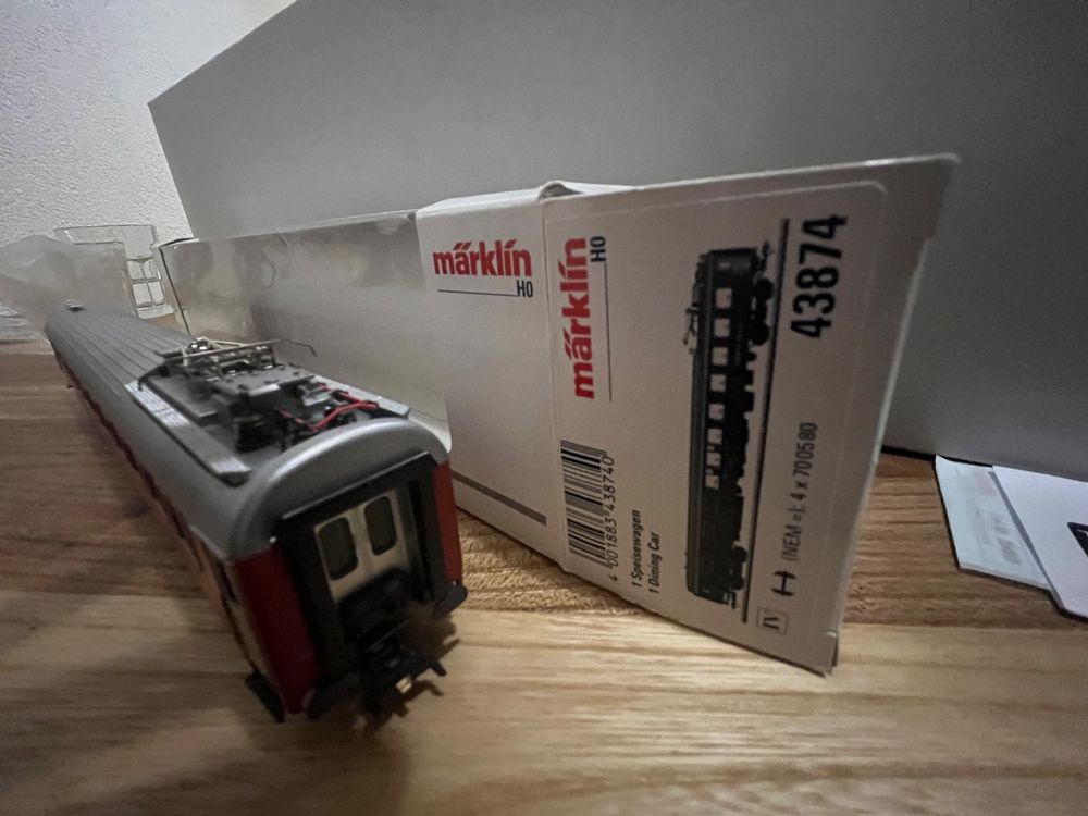 Märklin 43874 WRm SBB Restaurantwagen, beleuchtet/éclairé | Kaufen auf Ricardo