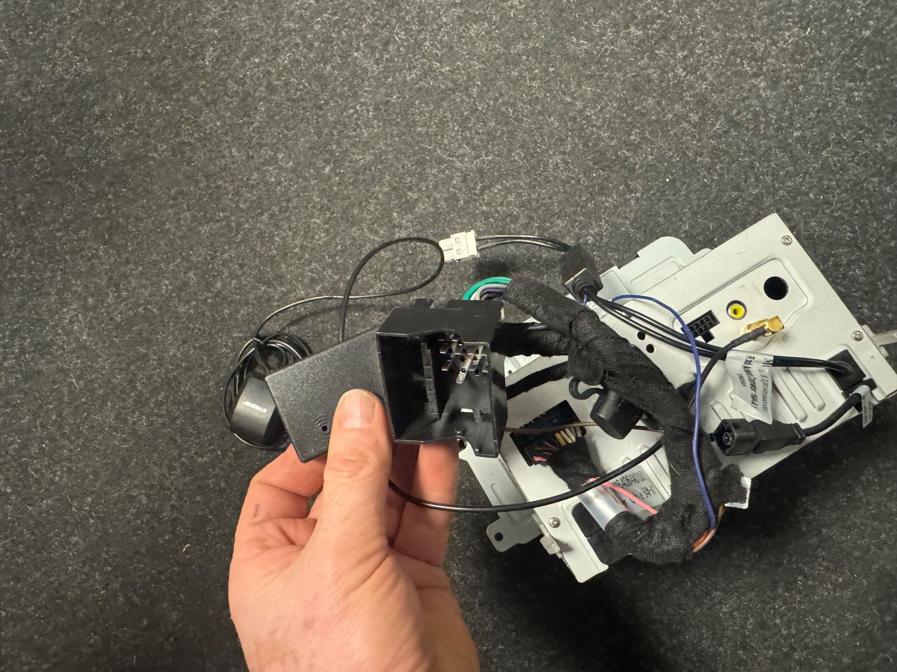 Vw oder Skoda Radio cd und navi Lieferung möglich (Gebraucht) in Thun ...