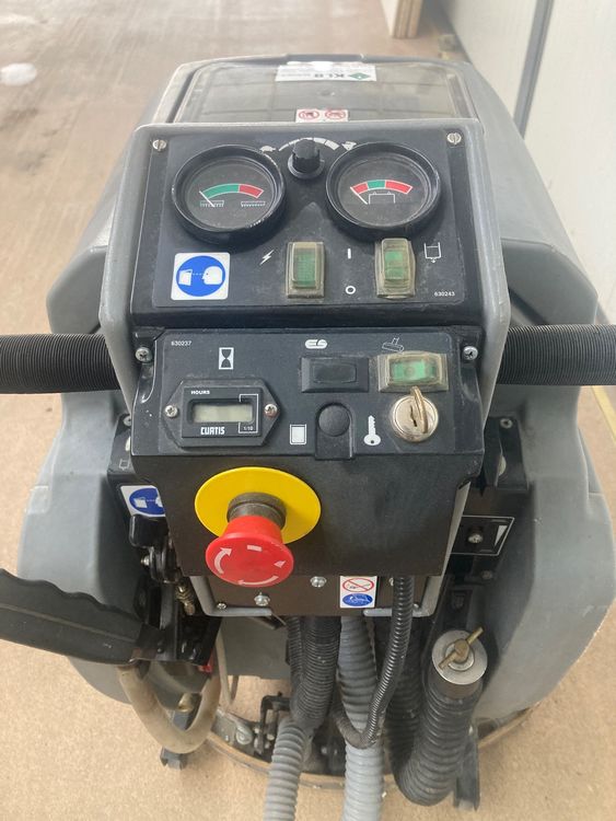 Putzmaschine Tennant 5300 T | Kaufen auf Ricardo