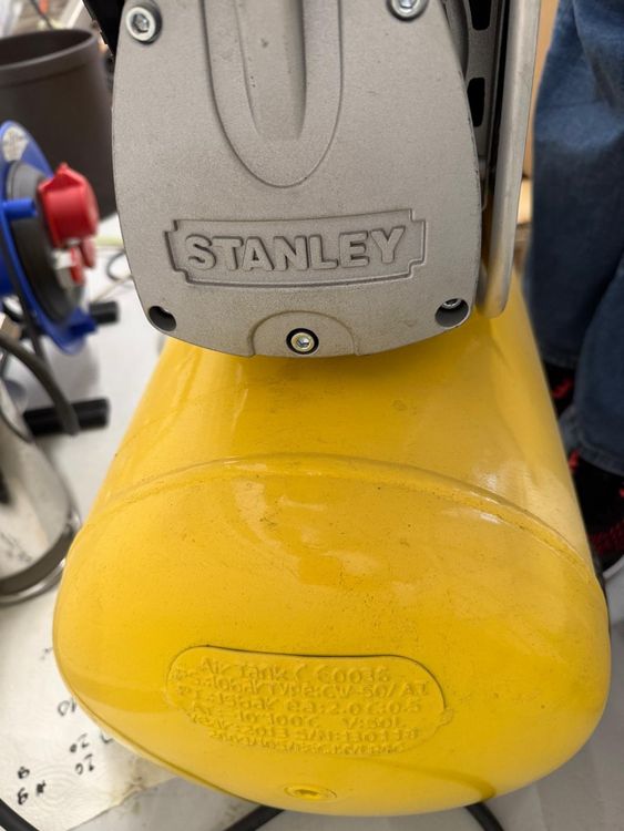 Stanley Kompressor D 210/8/50, Top Zustand, wenig benutzt! (Gebraucht ...