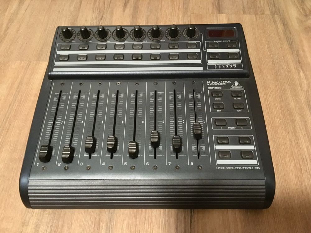 Behringer BCF2000 USB/Midi Controller | Kaufen auf Ricardo Behringer BCF2000 USB/Midi Controller | Kaufen auf Ricardo