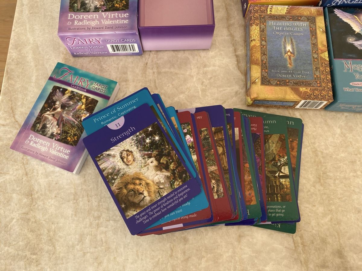 12 jeux de cartes Oracle Doreen Virtue en anglais,tarots (D'occasion) à ...