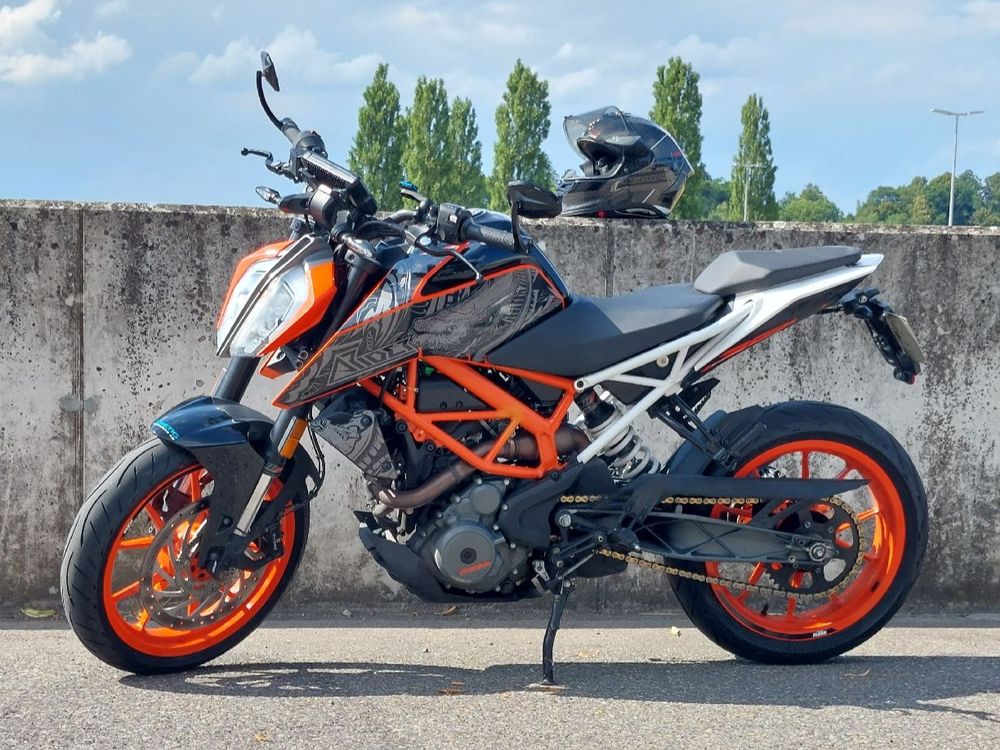 Spannende Ktm 390 Duke Gebraucht Fotos