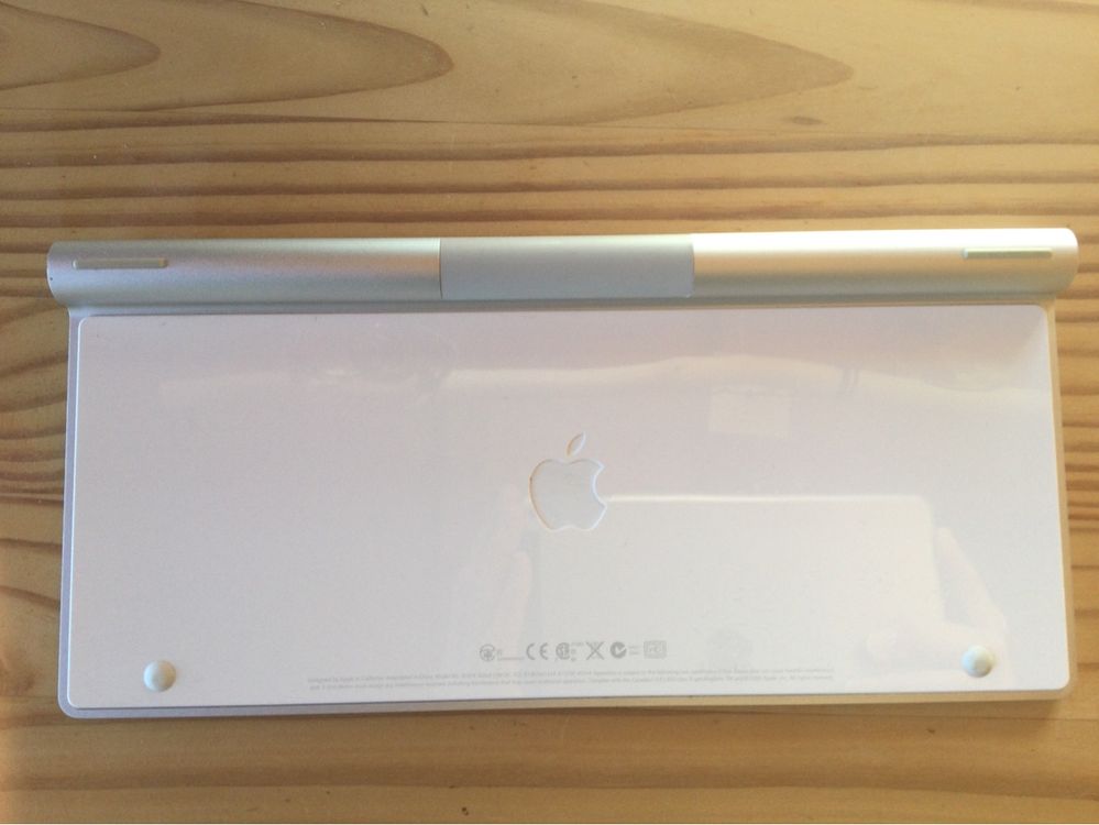 Apple Magic Keyboard - Swiss Layout | Kaufen auf Ricardo