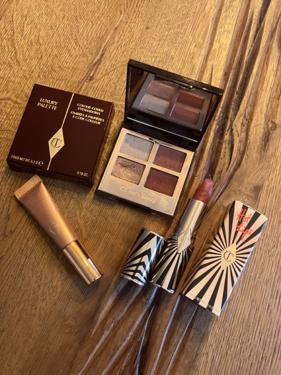 Charlotte Tilbury Set (Gebraucht) in Rüdlingen für CHF 20 – mit ...