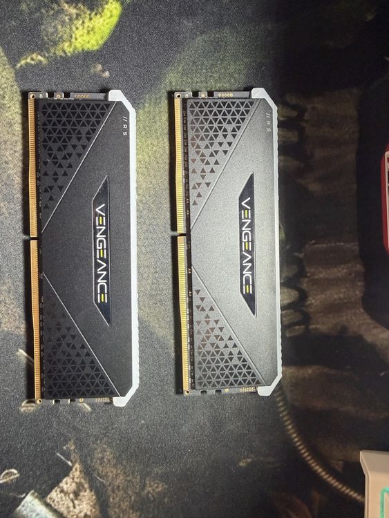 Corsair Vengeance 2x32GB DDR4 RGB 3600Mhz RAM (Gebraucht) in Bettwiesen ...