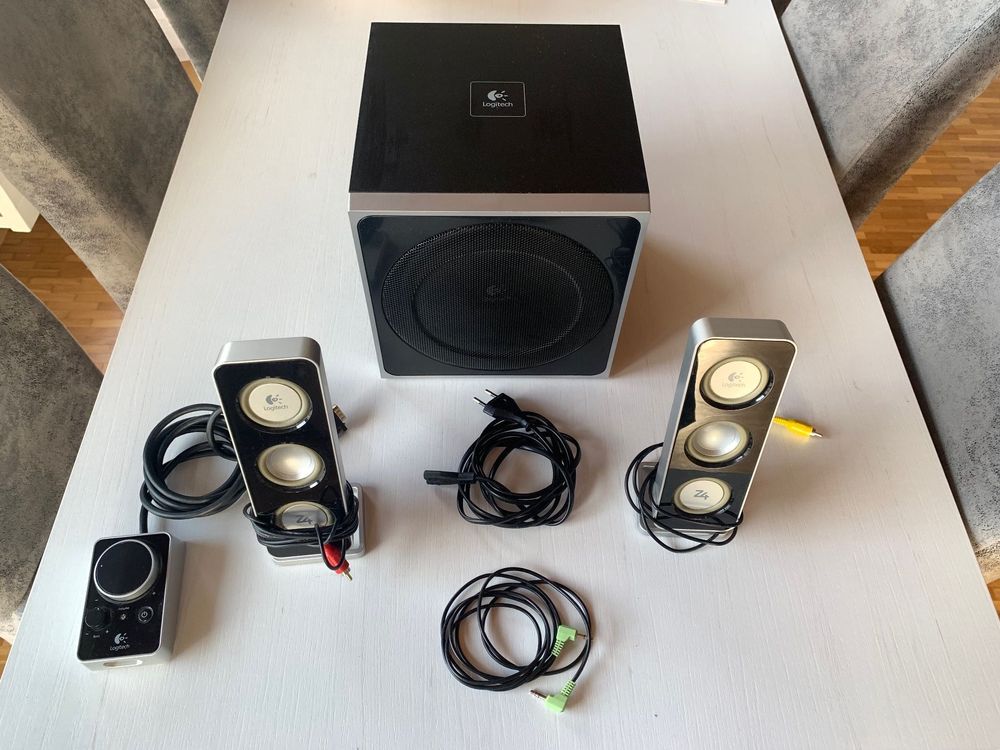Logitech Z4 Speaker System (Gebraucht) in Oberwil b. Zug für CHF 13 ...