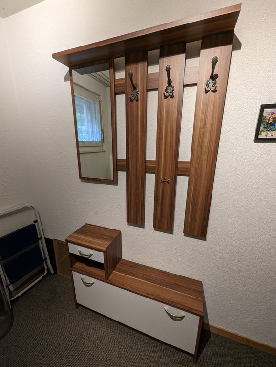 Garderobe (Gebraucht) in Blumenstein für CHF 45 – nur Abholung auf ...
