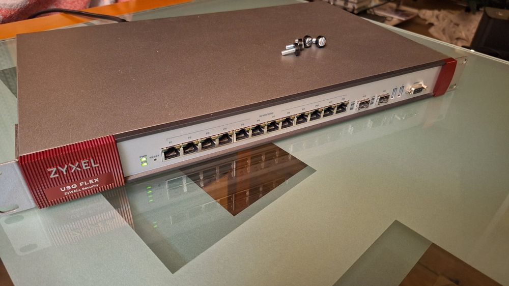 Firewall | Zyxel USG FLEX 700 | Aus Rack Rückbau | Kaufen auf Ricardo