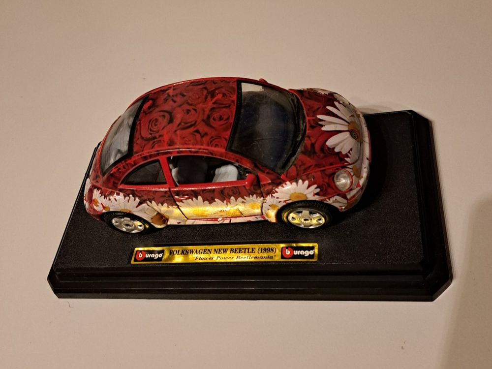 VW New Beetle Flower Power Beetlemania Modellauto 1:24 Bu... (Gebraucht ...