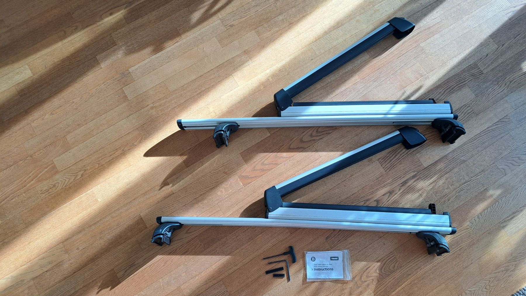 Thule Wingbar&SnowPack Extender 7325 - Top Zustand! (Gebraucht) in ...