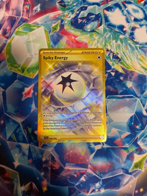 Pokémon spiky energy gold (Neu (gemäss Beschreibung)) in Biel/Bienne ...
