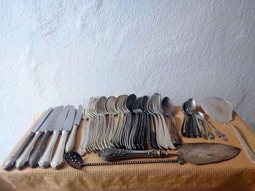 Diverses Silberbesteck (Gebraucht) in Hefenhofen für CHF 72 – mit Lieferung auf Ricardo kaufen