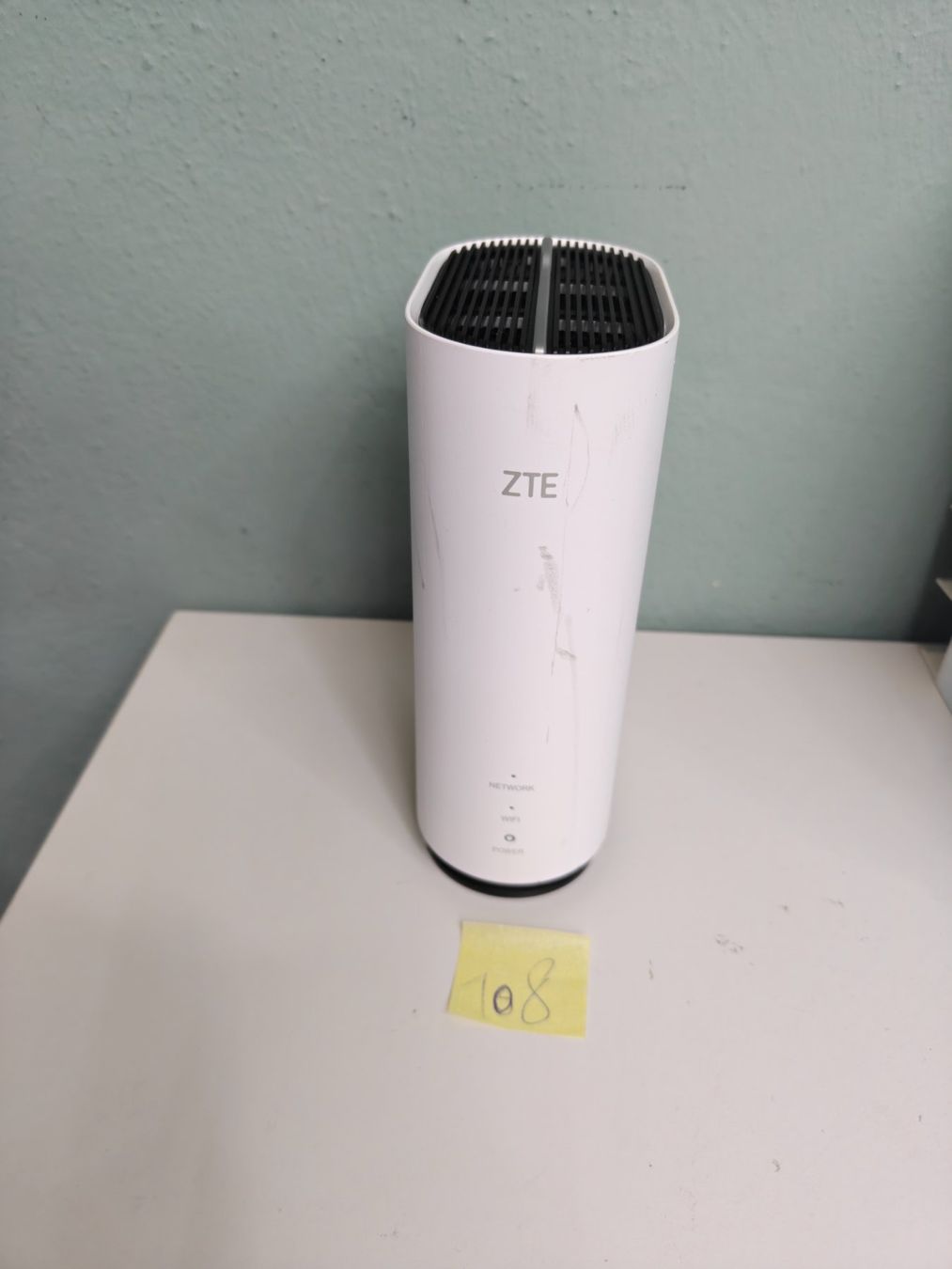 ZTE Router 5G Ab 10.Fr (Defekt) in Kriegstetten für CHF 10 – mit ...
