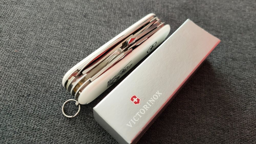 Victorinox Explorer - Helvetia | Kaufen auf Ricardo