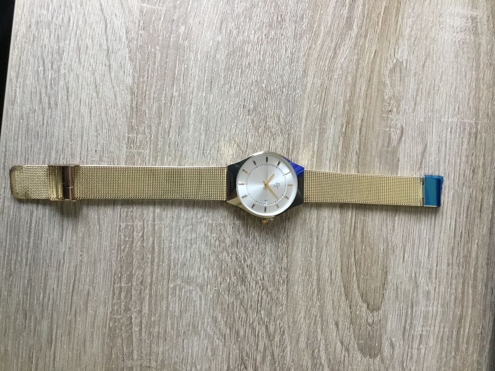 Schöne Armbanduhr | Kaufen auf Ricardo