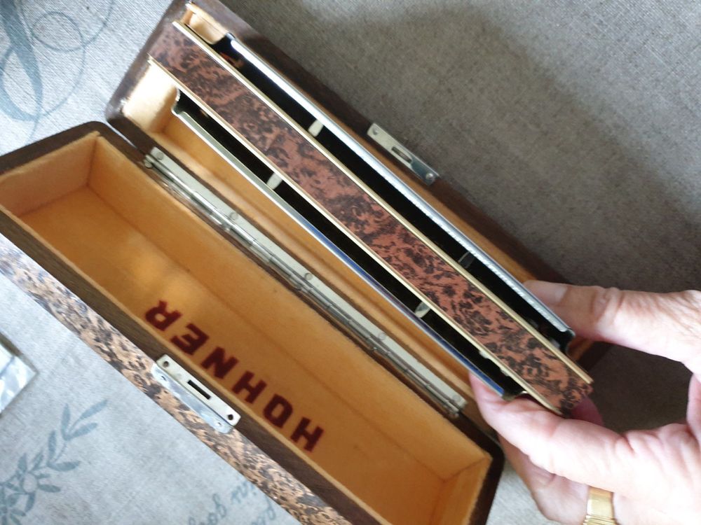 Hohner Chromonika 3 mit Etui ab 1.- (Gebraucht) in Bottmingen für CHF ...